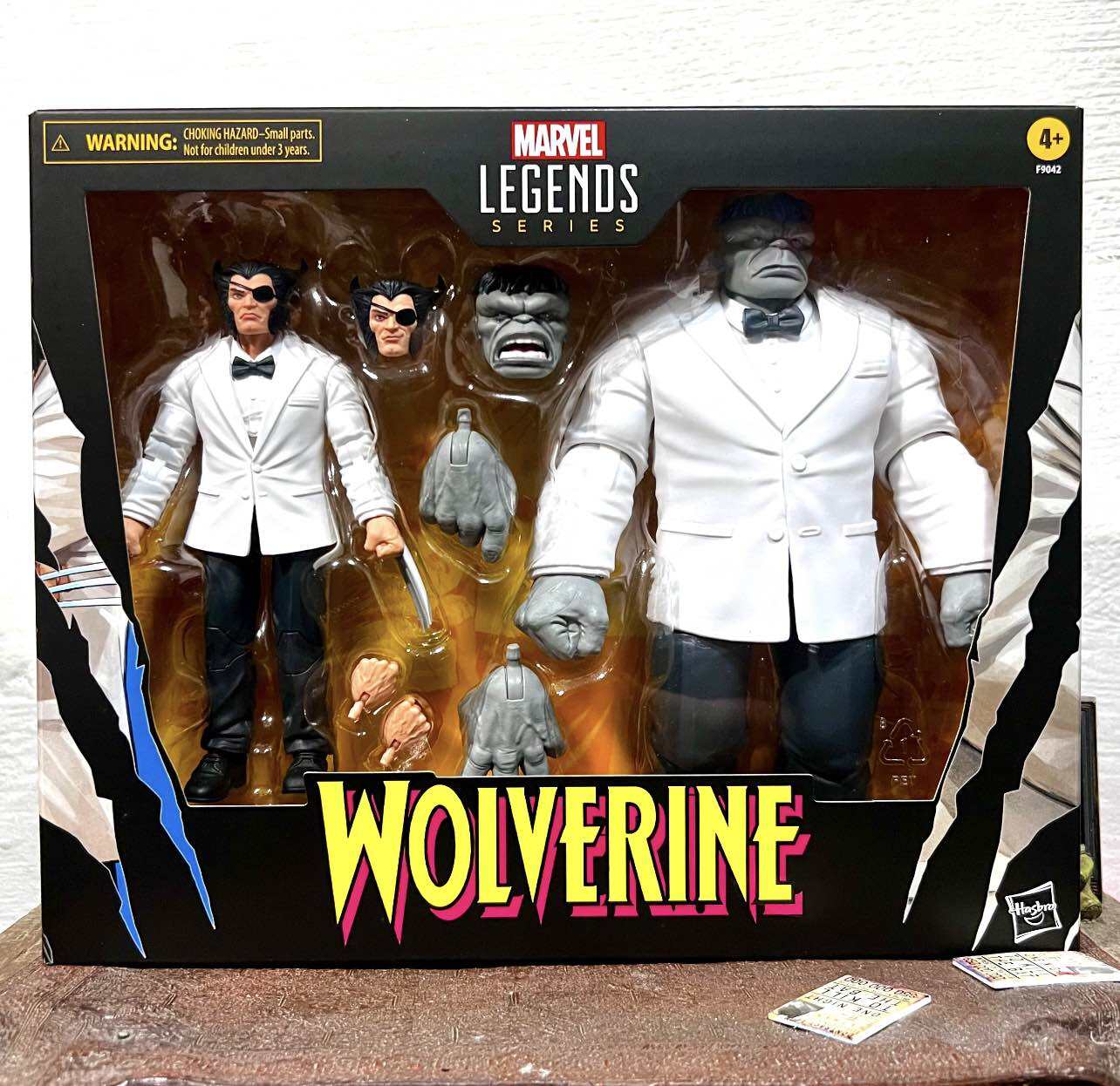 Hasbro Marvel Legends X-men 50th Anniversary Wolverine Patch and Joe ...